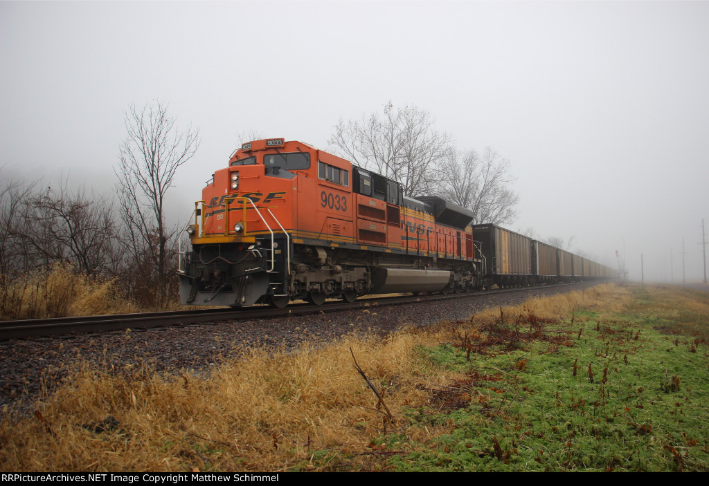 BNSF 9033 - DPU